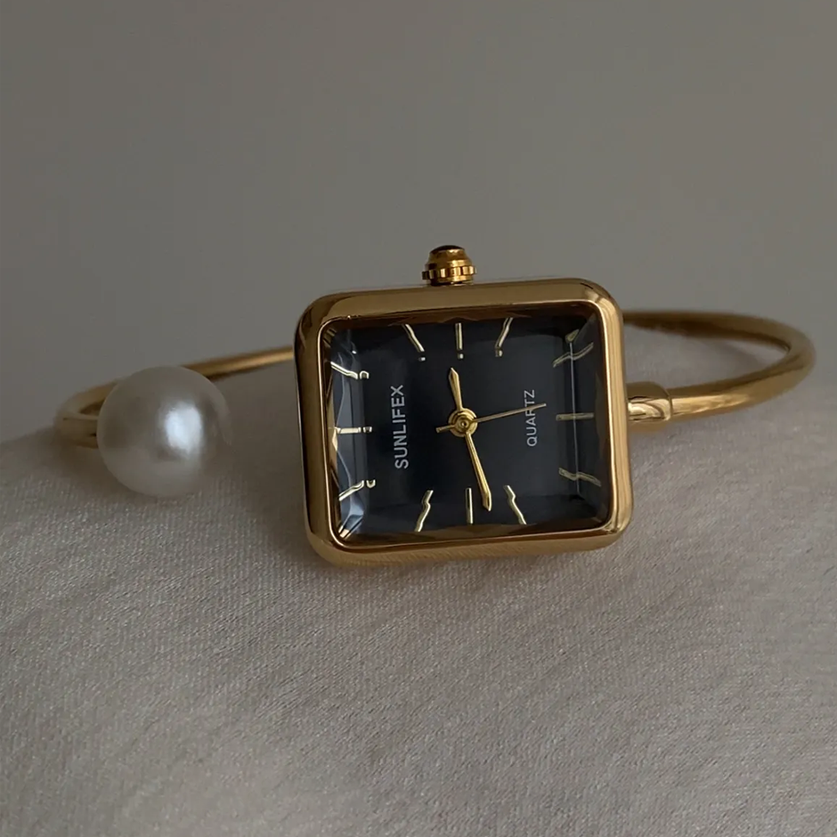 Golden Serpenti Timepiece: Tassel Steel Quartz Watch – MTG